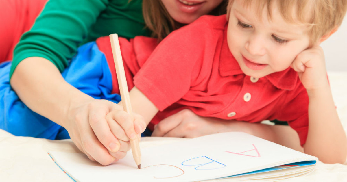 9 activiteiten die de ontwikkeling van je peuter stimuleren