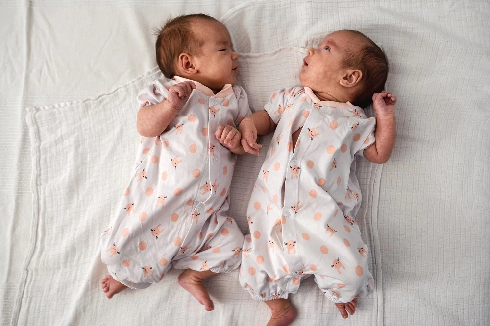 Eeneiige tweeling of twee-eiige tweeling