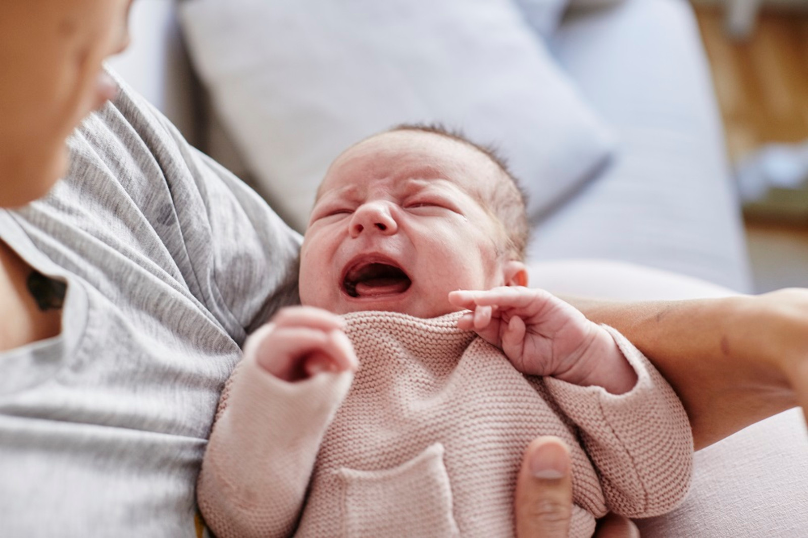 Cinababy druppels bij darmkrampjes - Ouders van Nu