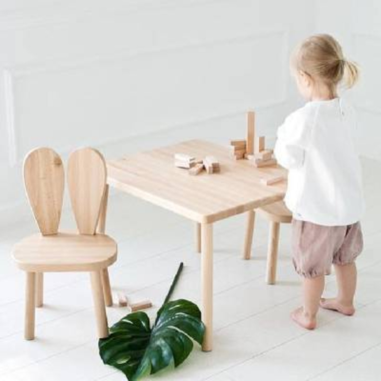 Lekker op zijn eigen plek: 8x de mooiste kindertafels en stoeltjes ...